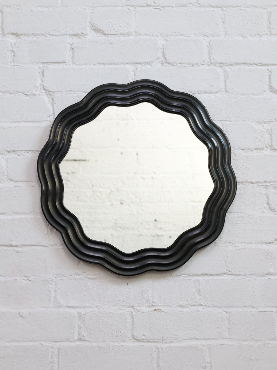 ROUND WAVY MIRROR – Vantage Living
