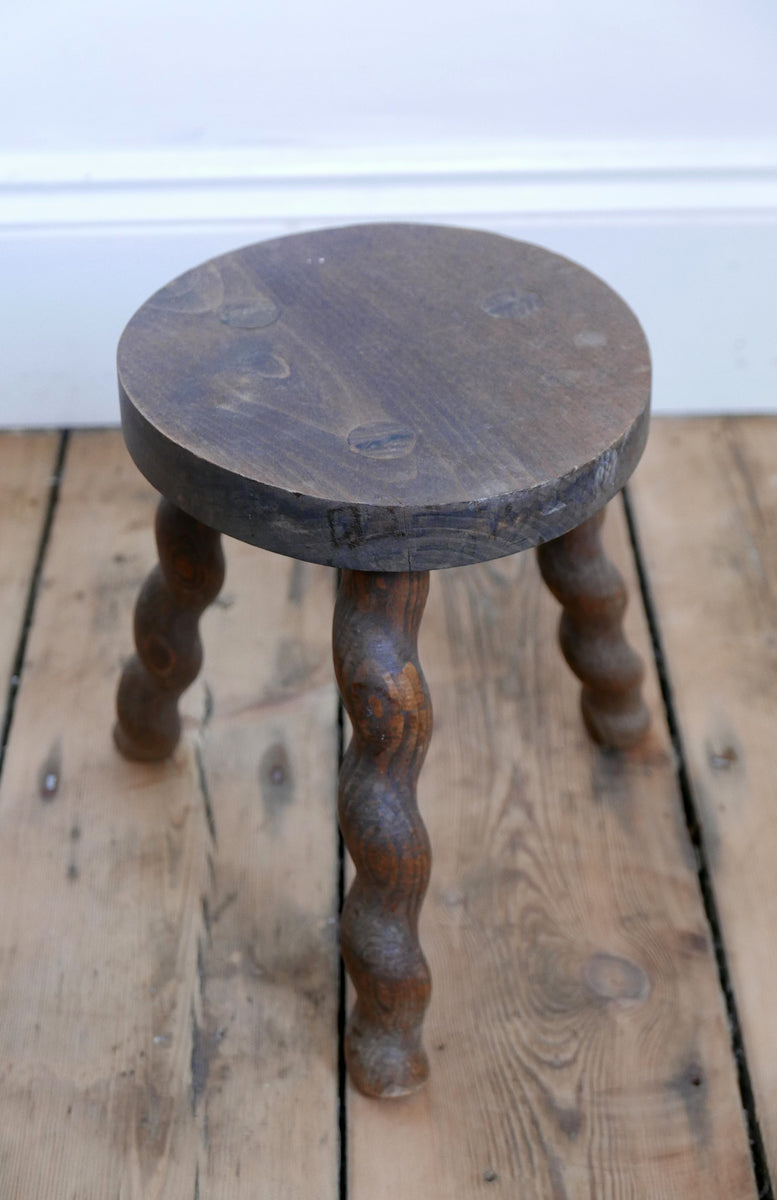 French Wooden Milking Stool With Twisted Legs – Vantage Living
